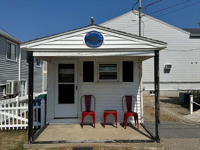 One Bedroom Standalone Cottage Hampton Beach_Winte