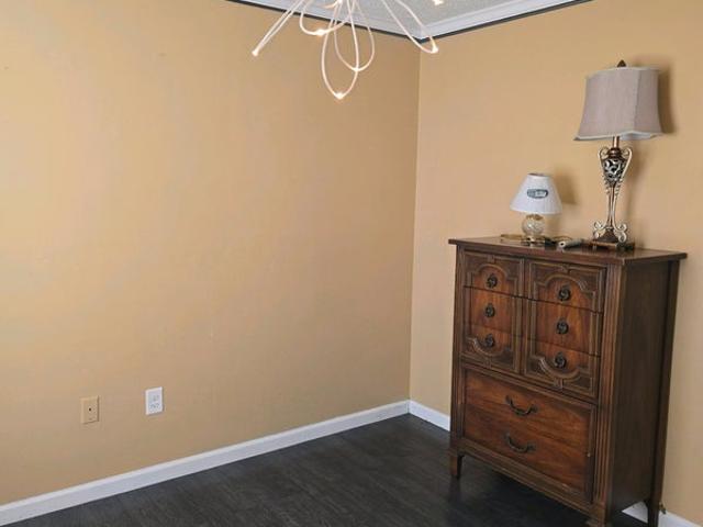 One Bedroom/Shared Bathroom