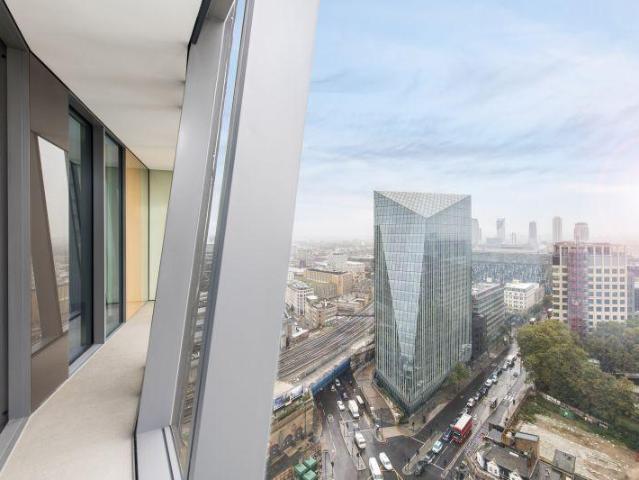 One Blackfriars, 1 Blackfriars Road. 1 bed apartment to rent £3,878 pcm £895 pw