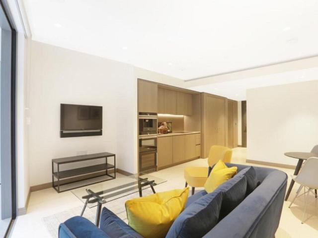 One Blackfriars, Southwark SE1, 1 bed flat to rent, £3,250 pcm | PrimeLocation