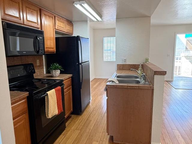 One BR with covered parking_partial utilities incl