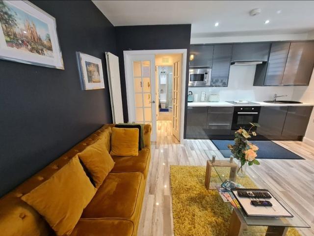 One Brdroom £400 per Week