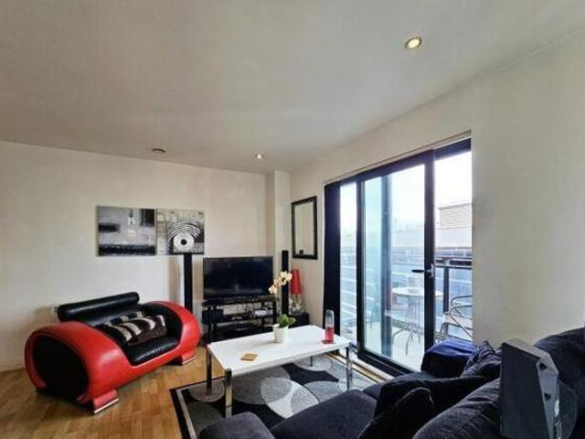 One Brewery Wharf, Waterloo Street, 2 Bedroom Apartment