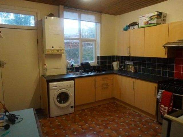 ONE DOUBLE BEDROOM AVAILABLE in this shared property from 1st July