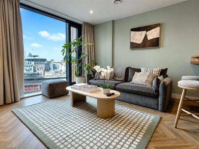 One Eastside, 2 Jennens Road. 1 bed apartment to rent £1,405 pcm £324 pw