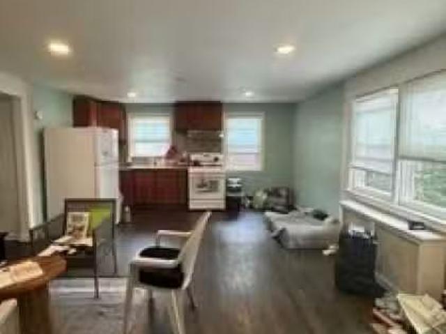 One Floor Unit Rahway City, NJ 619 Cora Pl