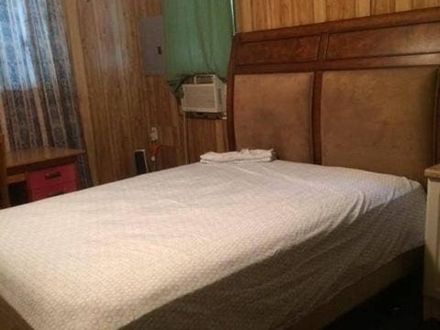 One furnished room available now