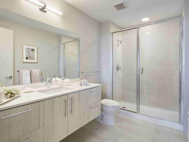 One Hundred Above the Park 2 Bedroom Apartment for Rent at 100 N Kingshighway Blvd, St. Louis, MO 63108 Central West End