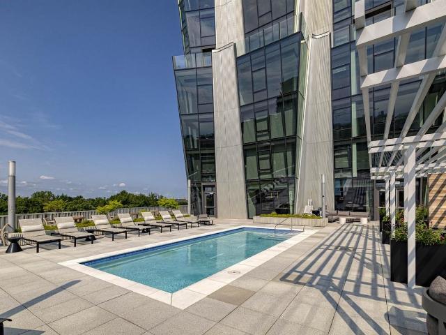One Hundred Above the Park 2 Bedroom Apartment for Rent at 100 N Kingshighway Blvd, St. Louis, MO 63108 Central West End