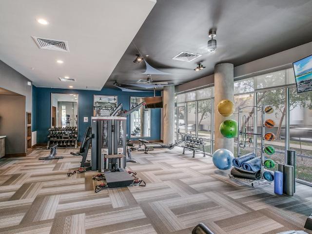 One Oak Grove 1 Bedroom Apartment for Rent at 3411 Oak Grove Ave, Dallas, TX 75204 Uptown