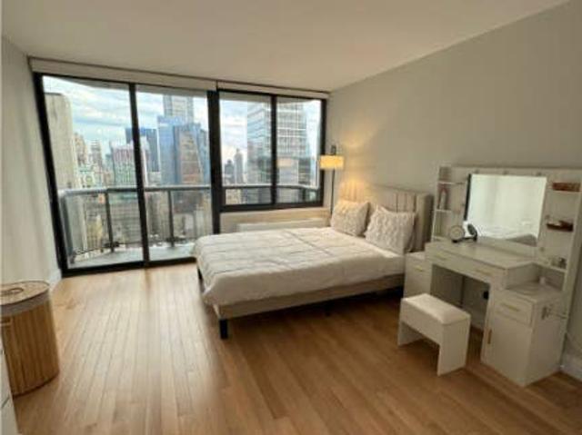 One of a Kind Midtown Luxury Room
