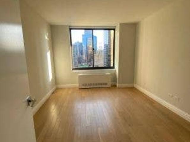 One of a Kind Midtown Luxury Room