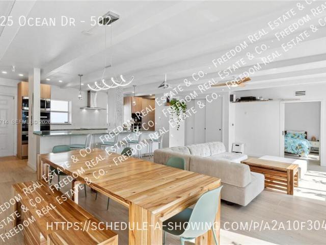 One Of A Kind Three Bedroom, Two Bathroom Oceanfront Condo: Fully Furnished Art Deco Gem, Private Parking & Beach Service