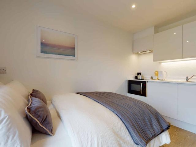 One London Road, Newcastle Under Lyme Has an Apartment
