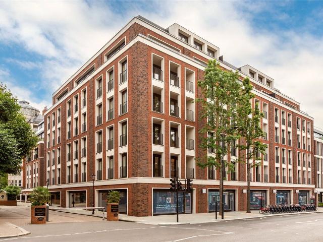 One Lancer Square, Kensington Church Street, London W8, 3 bed flat to rent, £25,350 pcm | PrimeLocation