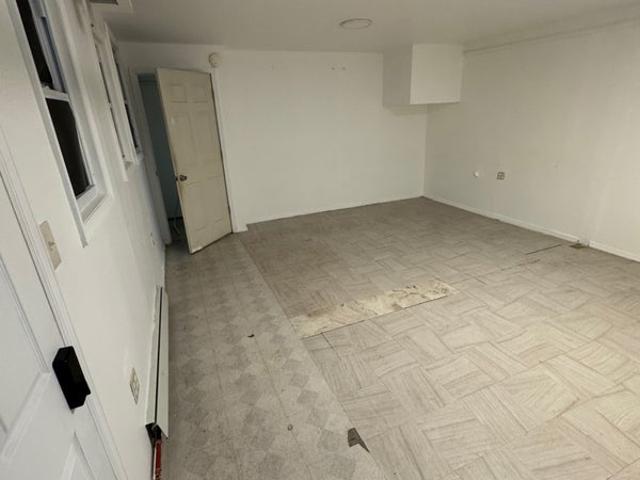 One LARGE room on 1ST Floor