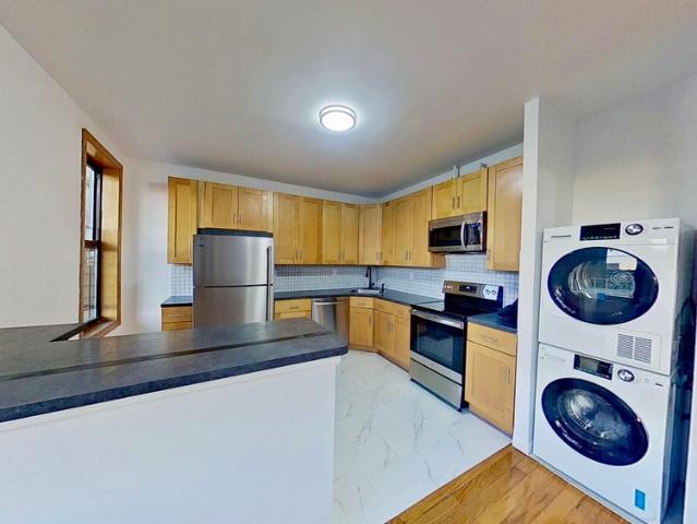 ONE LAST ROOM 5BR/2BA W&D NOW