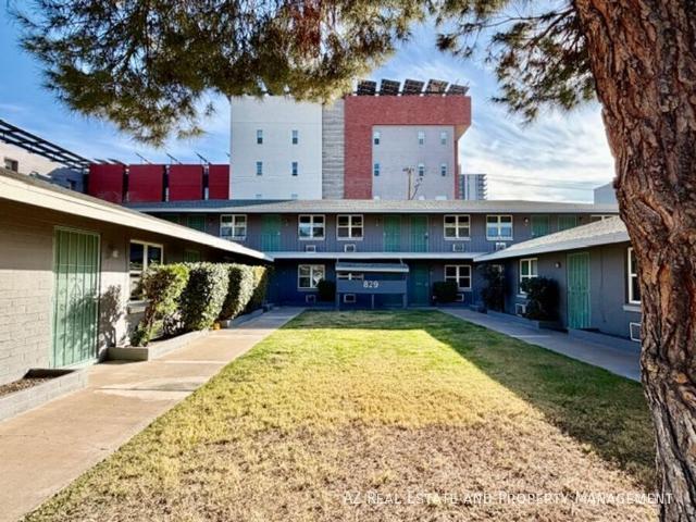 One Month Free and No Admin Fees! Beautiful Studio on Roosevelt Row in the Heart of Downtown Phoenix!