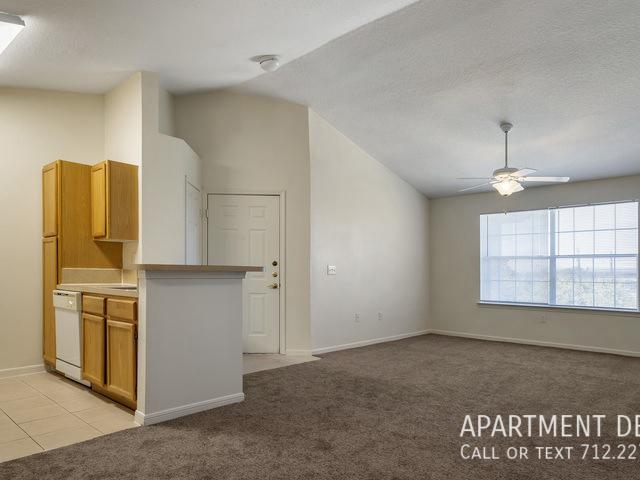 one month free graceful living in Shadow Ridge