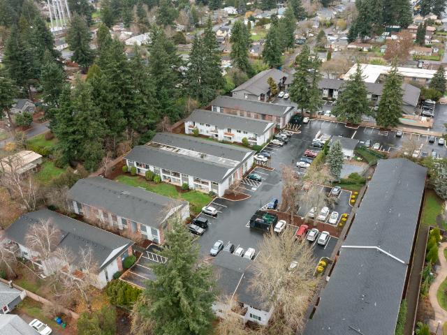 ONE MONTH FREE! Sagewood Estates | Pet 2 Bedroom Apartment for Rent at 863 Ne 122nd Ave, Portland, OR 97230 Hazelwood