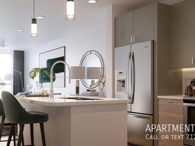 one month freestunning community in Northside