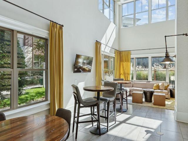 One Metrocenter 2 Bedroom Apartment for Rent at 45 Vantage Way, Nashville, TN 37228 Metrocenter North Rhodes Park