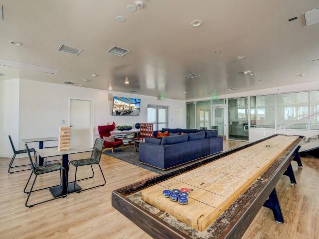 One Santa Fe 2 Bedroom Apartment for Rent at 300 S Santa Fe Ave, Los Angeles, CA 90013 Historic Cultural