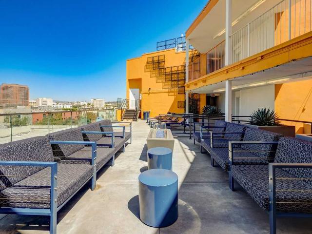 One Santa Fe 2 Bedroom Apartment for Rent at 300 S Santa Fe Ave, Los Angeles, CA 90013 Historic Cultural