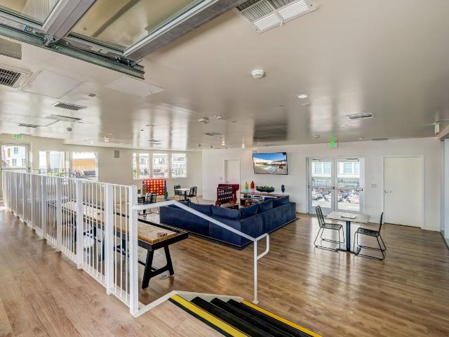 One Santa Fe Studio Apartment for Rent at 300 S Santa Fe Ave, Los Angeles, CA 90013 Historic Cultural