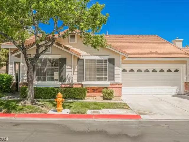 One Story, Single Family Residence Las Vegas, NV 10308 Paci.