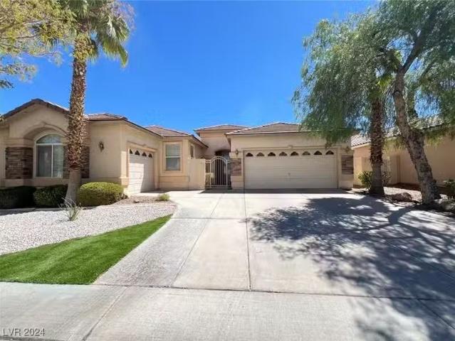 One Story, Single Family Residence Las Vegas, NV 674 Fynn V.