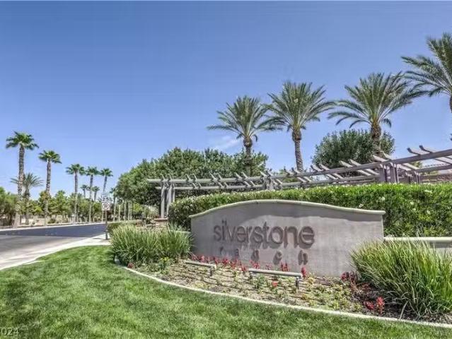 One Story, Single Family Residence Las Vegas, NV 8309 Oaksh.