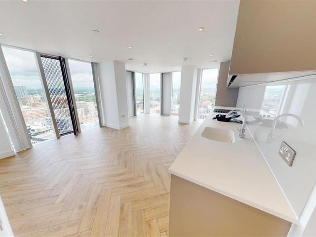 One Port Street, Manchester 2 bed apartment to rent £1,800 pcm £415 pw