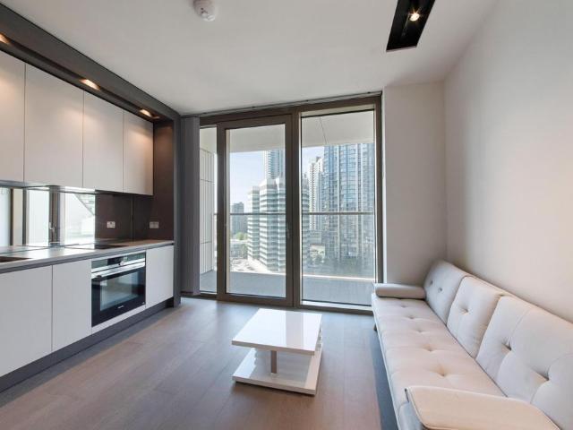 One Park Drive, Canary Wharf, London. Studio to rent £2,687 pcm £620 pw