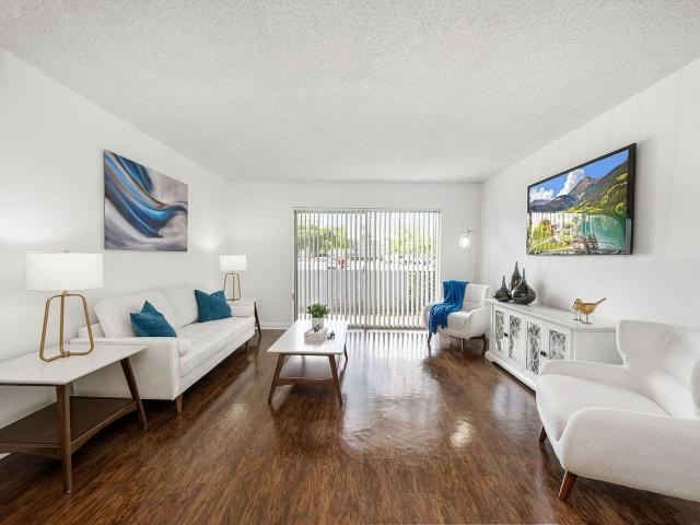 One Park Plaza 1 Bedroom Apartment for Rent at 8140 Sw 22nd St, North Lauderdale, FL 33068