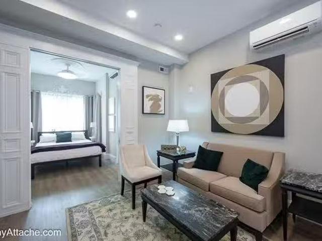 One room apartment in Logan Circle