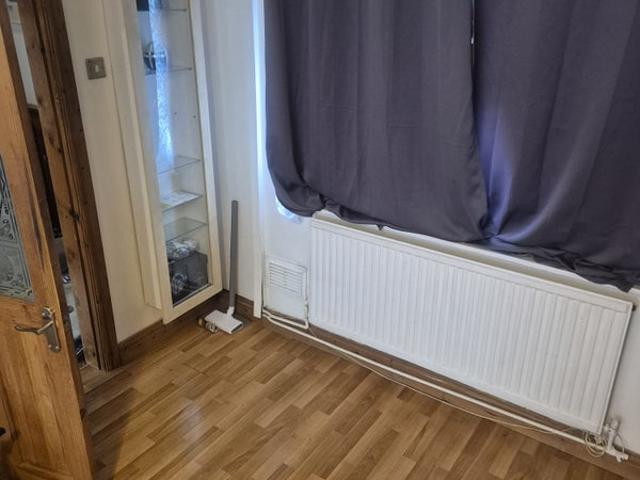 One room available in a 2bedroom house