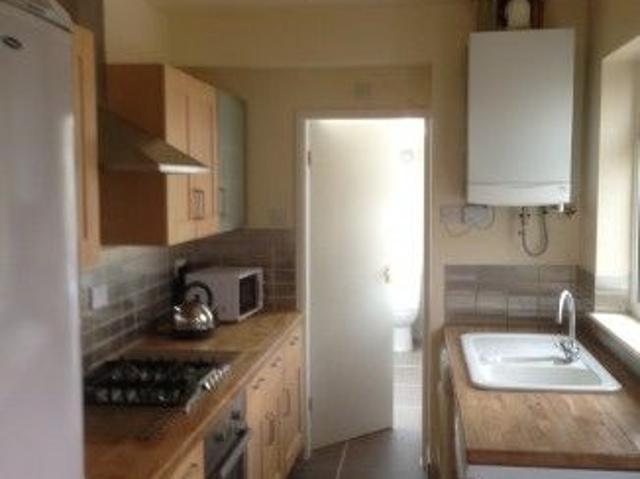 One room close to Staffs University Seaford Street, Shelton ST4 2ET