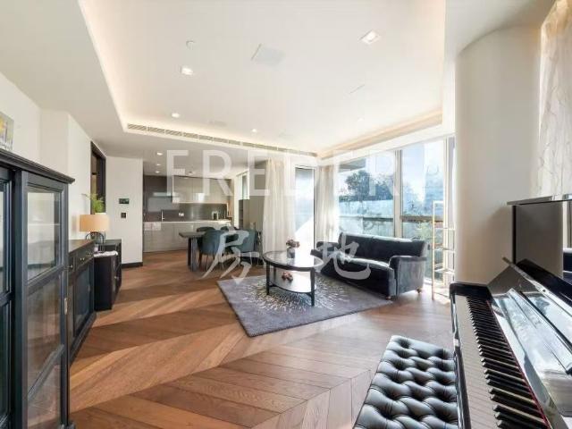 One Tower Bridge, Sandringham House, Earls Way, London SE1, 2 bed flat to rent, £5,800 pcm | PrimeLocation