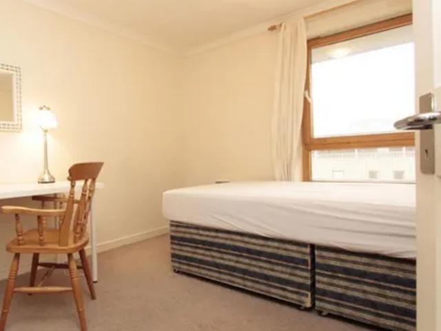 One Thames Quay, 222 Marsh Wall, London, E14 9NF, United Kingdom | Room for rent #155179597 | Rentberry