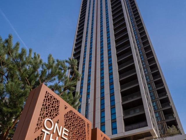 One Thames Quay, London E14, 1 bed flat to rent, £3,000 pcm | PrimeLocation