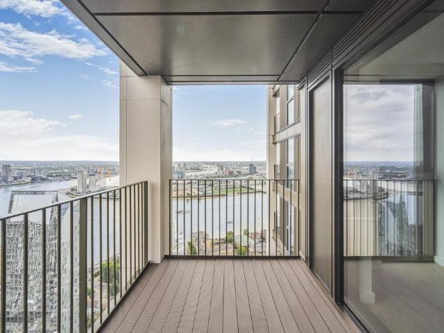 One Thames Quay, Marsh Wall, E14 1 bed apartment to rent £3,033 pcm £700 pw