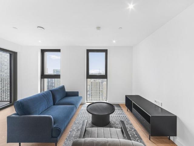 One Thames Quay, Marsh Wall E14, 1 bed flat to rent, £2,903 pcm | PrimeLocation