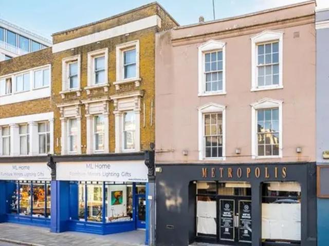 O'Neills, 3 Eden Street, London, KT1 1BQ, United Kingdom | 4 bed apartment for rent #139543797 | Rentberry