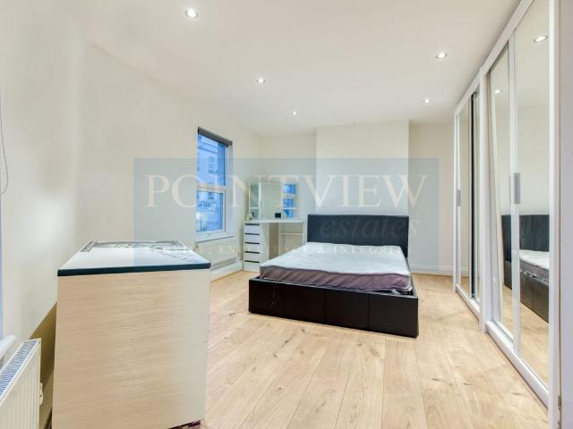 Ongar Road, Brentwood CM15, 1 bed flat to rent, £1,100 pcm | PrimeLocation