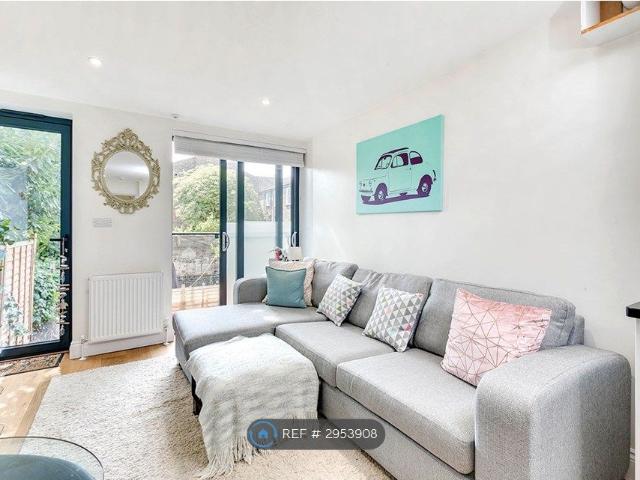 Ongar Road, London SW6, 2 bed flat to rent, £2,500 pcm | PrimeLocation