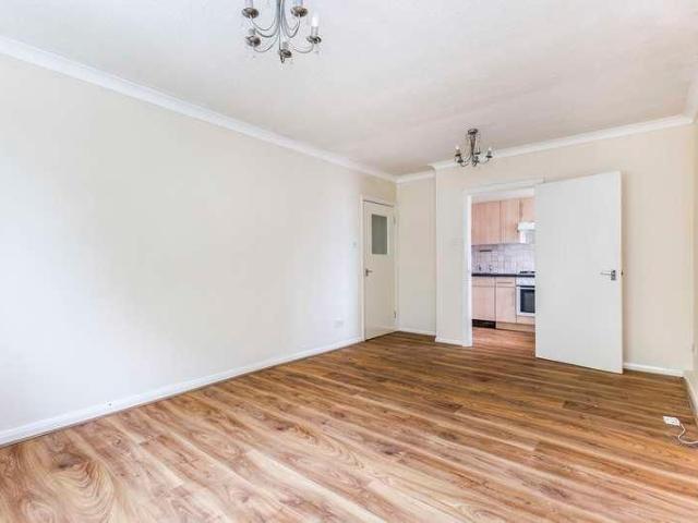 Onslow Gardens, Wallington, SM6