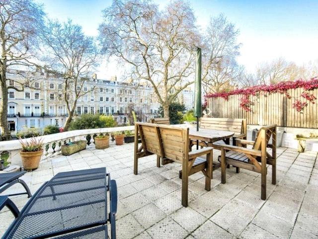 Onslow Gardens, London, SW7 2 bed flat to rent £12,000 pcm £2,769 pw