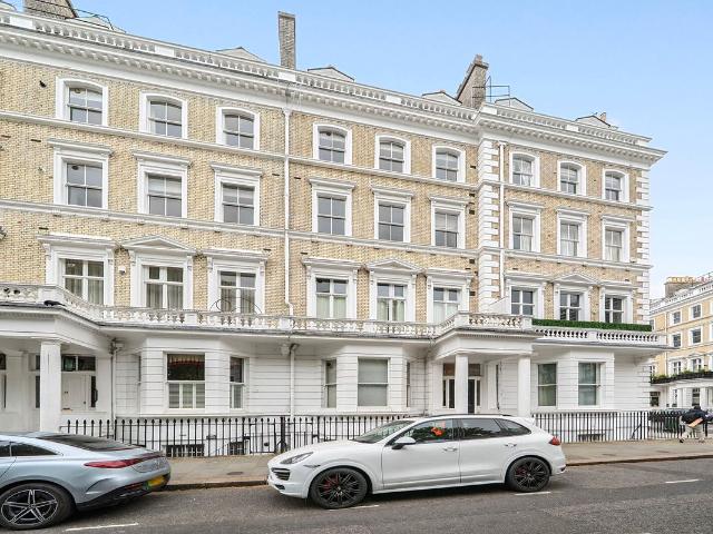 Onslow Gardens, South Kensington, London SW7, Studio to rent, £3,792 pcm | PrimeLocation
