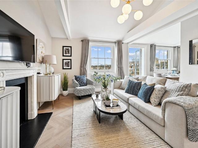 Onslow Gardens, South Kensington SW7, 3 bed flat to rent, £12,500 pcm | PrimeLocation